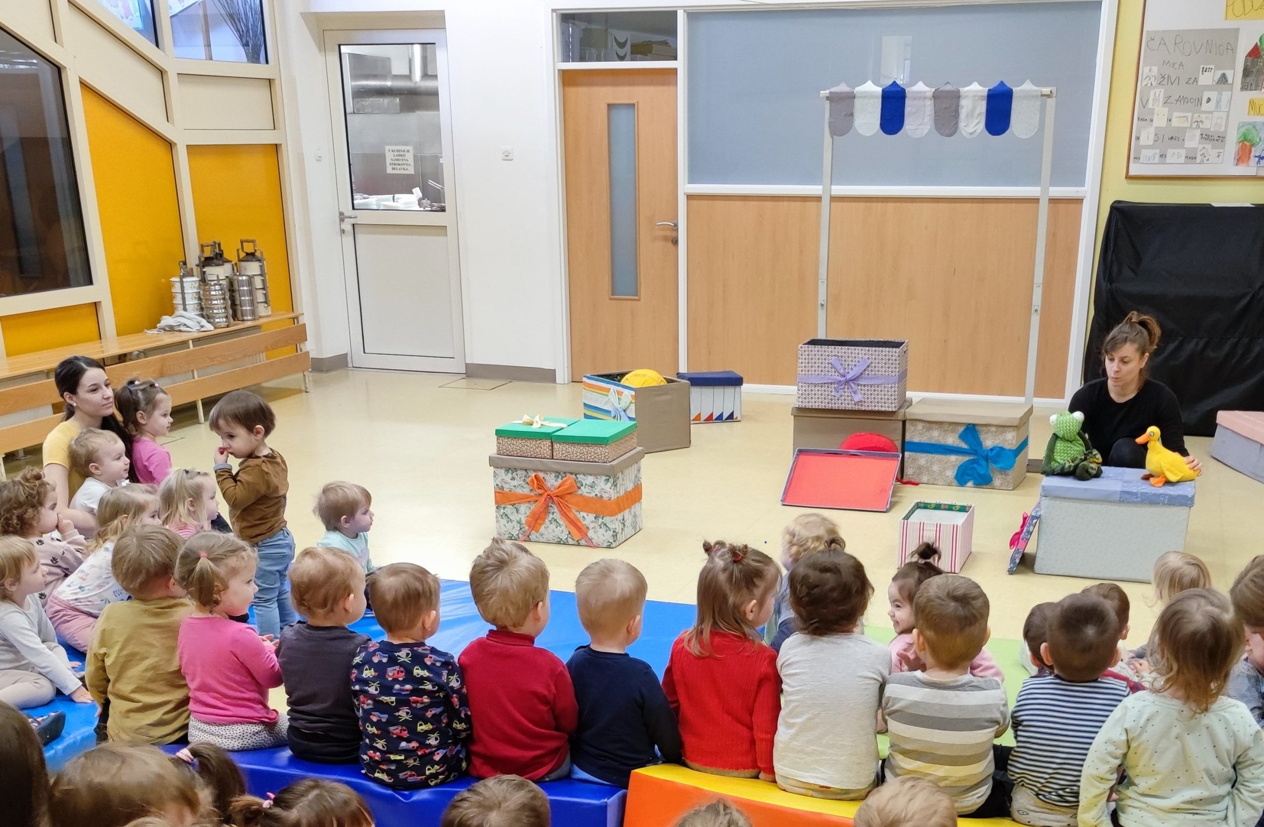 PREDSTAVA – SKLAD VRTCA | Vrtec Anice Černejeve Celje